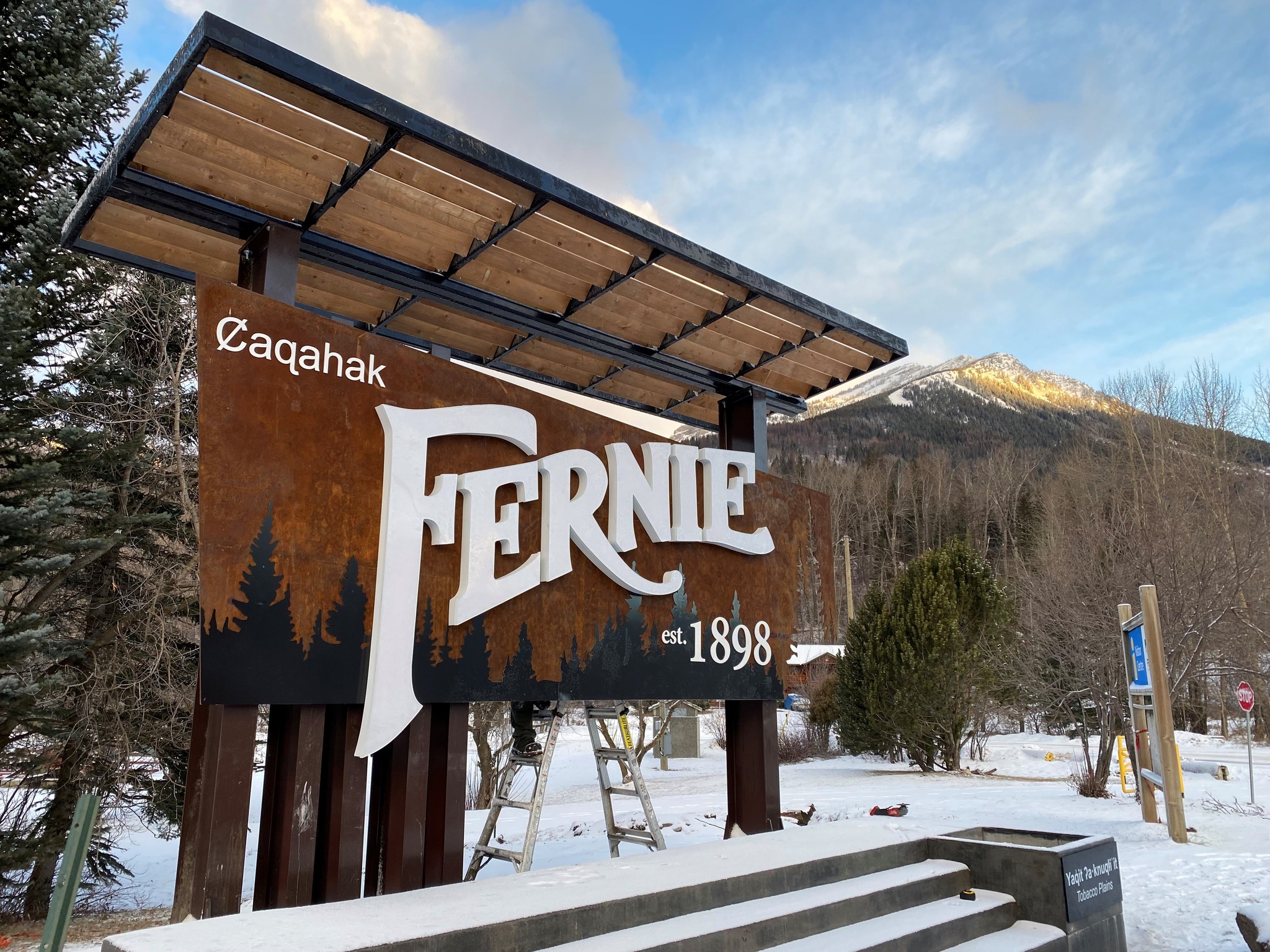 City of Fernie | Gateway Sign Installation
